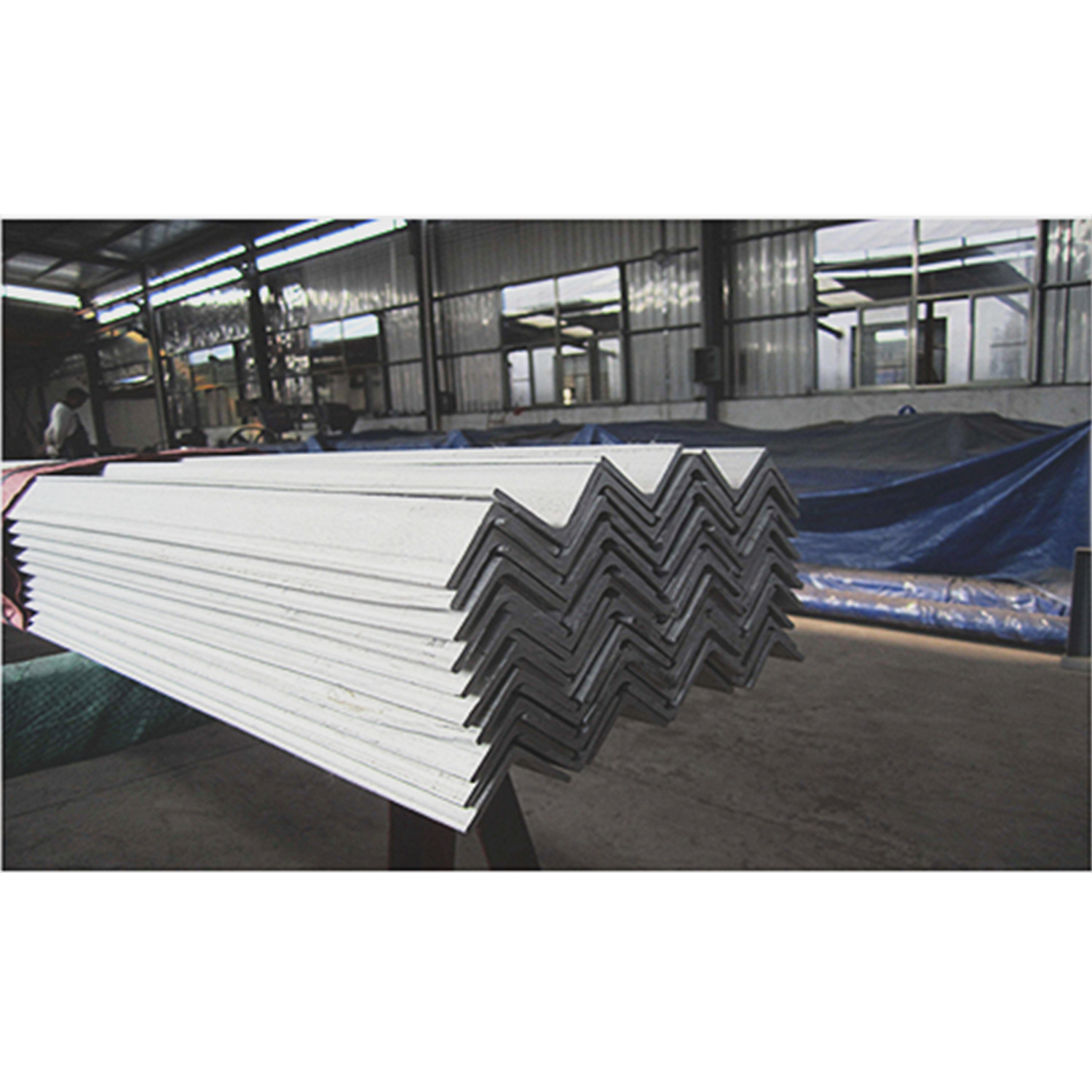 SUS304 Stainless Steel Angle Iron V Channel Shape Profile Bar Ss Rod 8K 2B